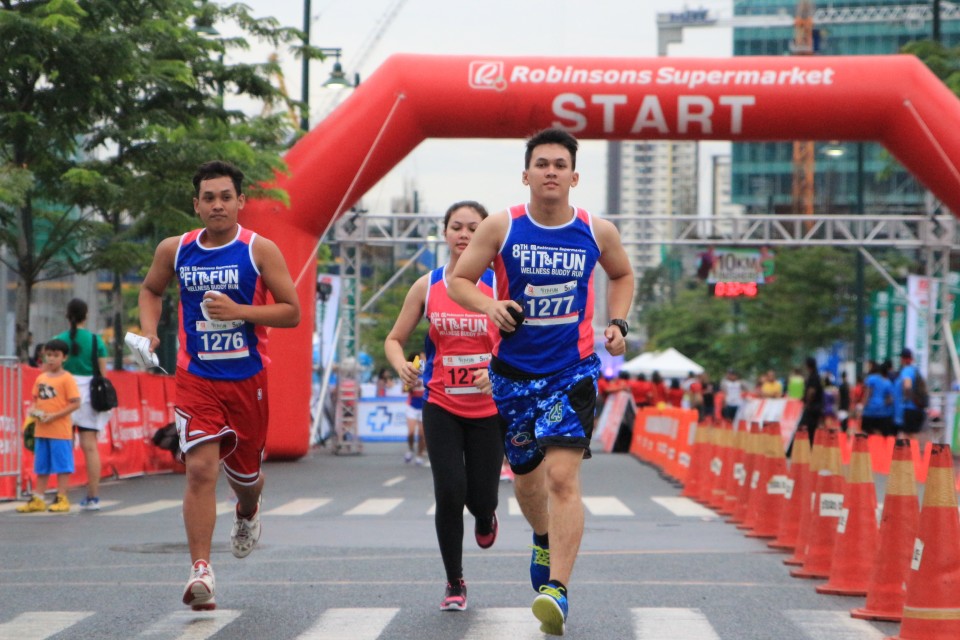 6 Life-Saving Tips While Running Races | Pinoy Fitness
