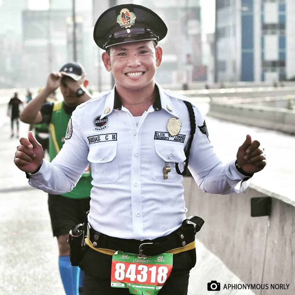 Extraordinary runners spotted at the Milo Marathon | Pinoy Fitness