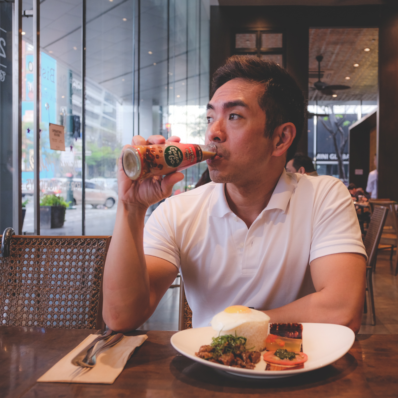 4 Surprising Benefits of Drinking Soy Milk | Pinoy Fitness