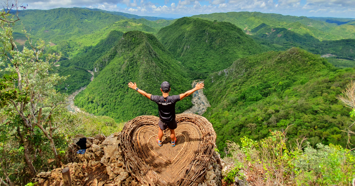 Dayhike to Mt. Daraitan + Tinipak River 2019 | Pinoy Fitness
