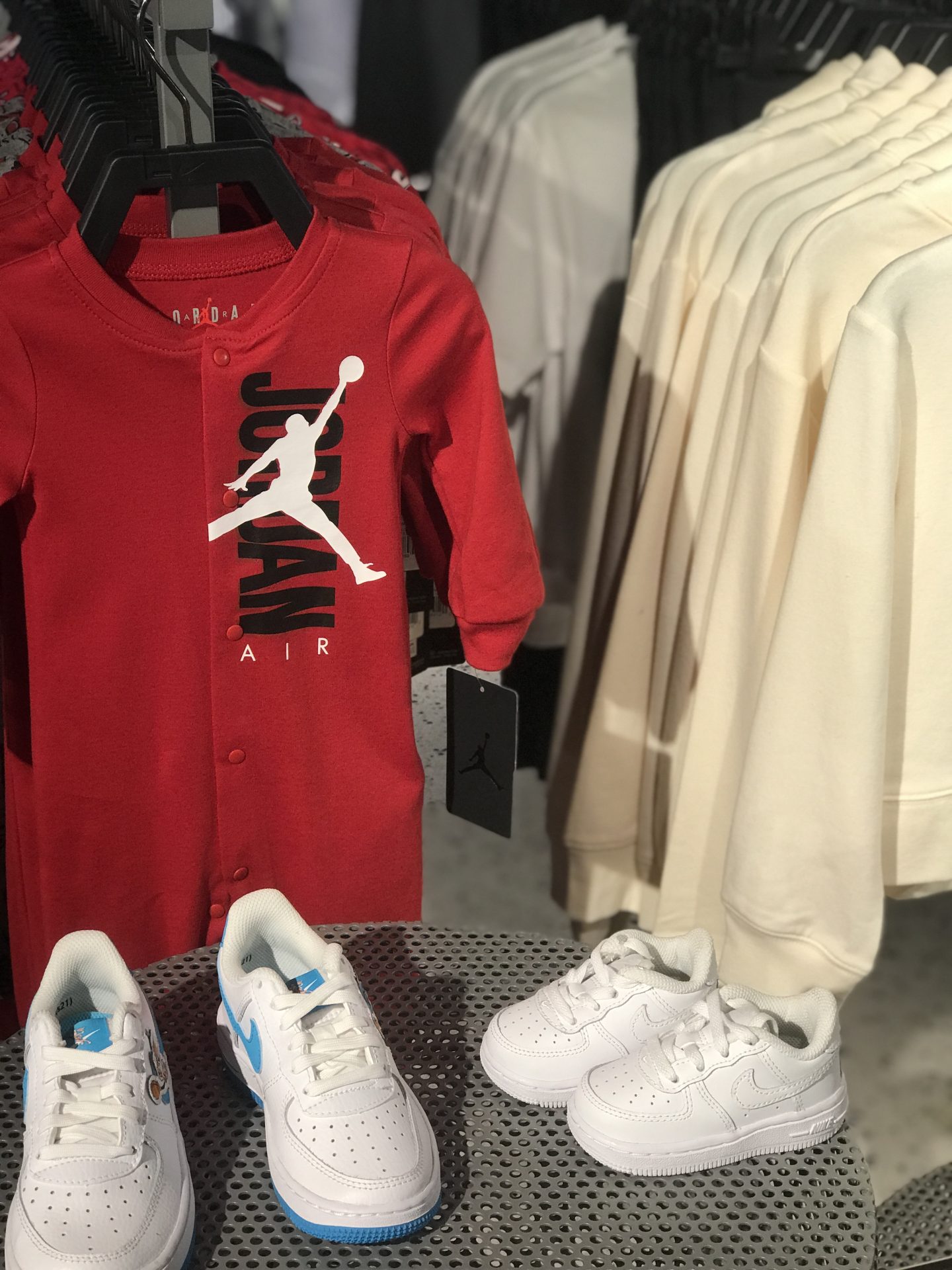 A bigger and better Nike store opens in Makati | Pinoy Fitness